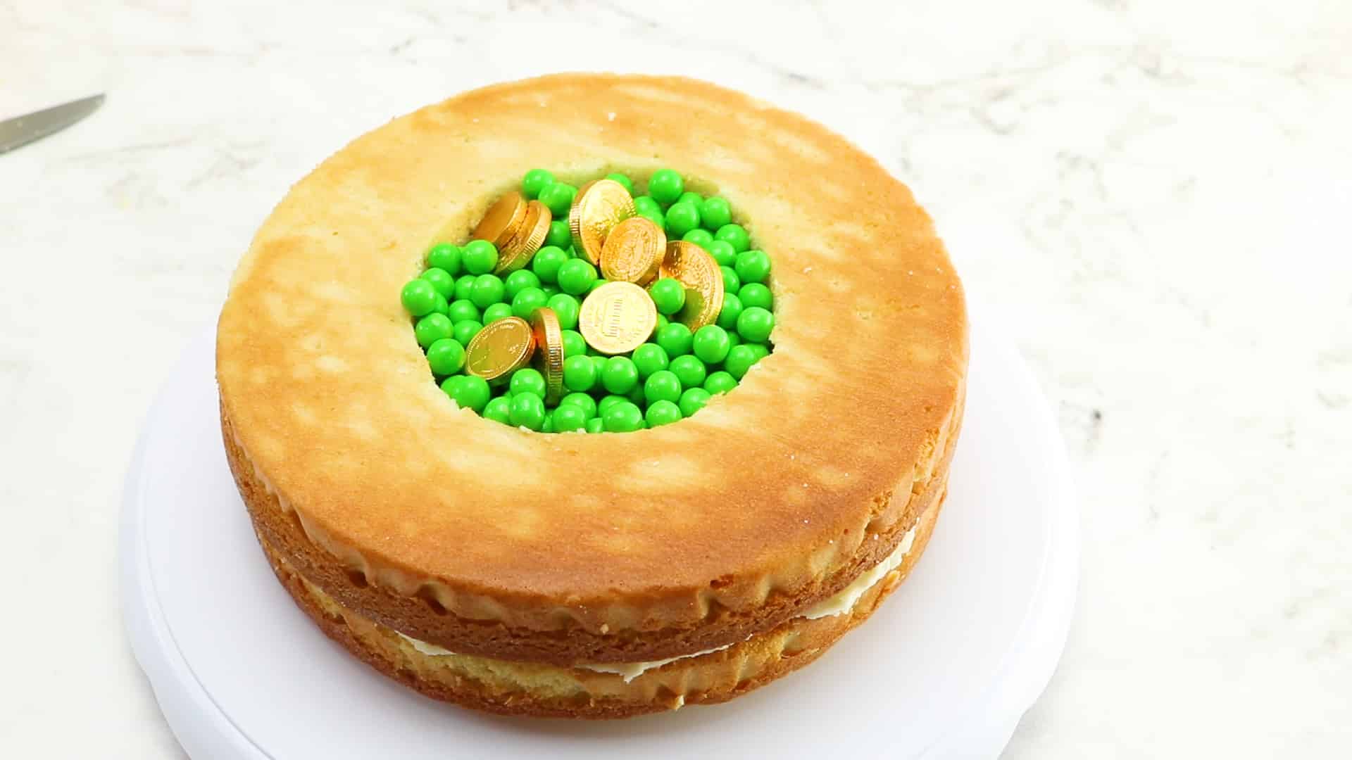 Peek-A-Boo Cake for St. Patrick's Day - or Cake for Any Occasion!