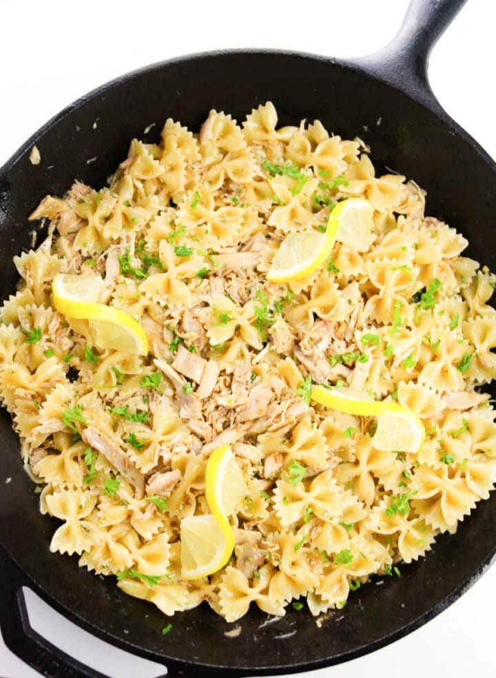 30-Minute Garlic Chicken Pasta - All She Cooks